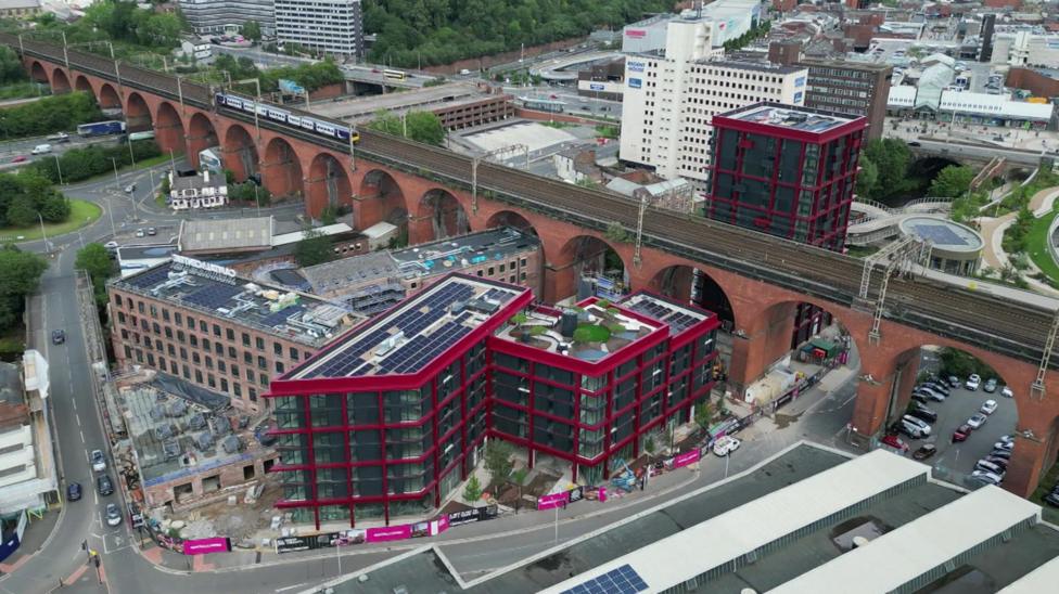 Greater Manchester unveils £1bn economic growth plan - BBC News