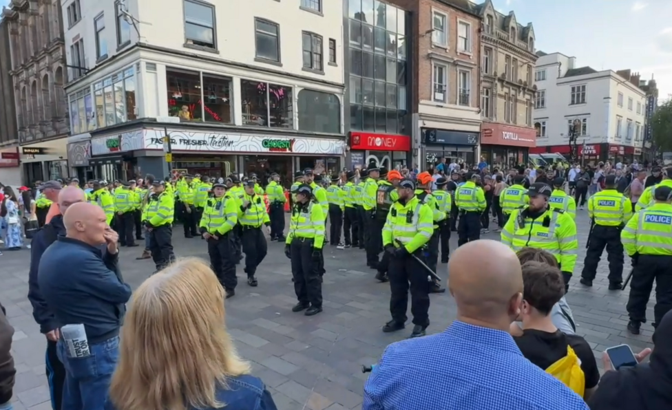 Dispersal order in Leicester after city centre protests - BBC News