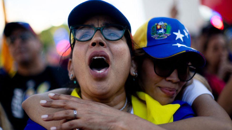 Venezuelans in North East have 'hope' for country's future - BBC News