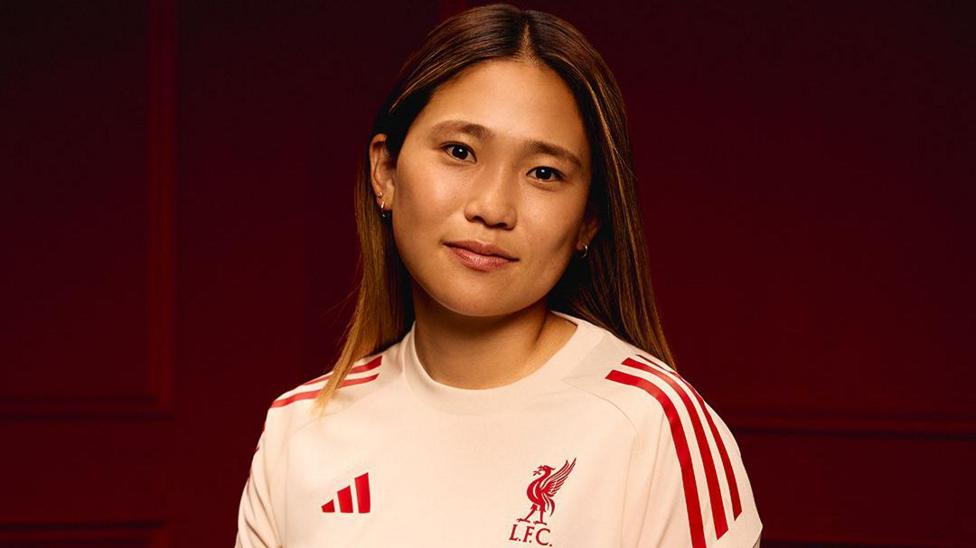 Fuka Nagano: Midfielder signs new contract with Liverpool - BBC Sport