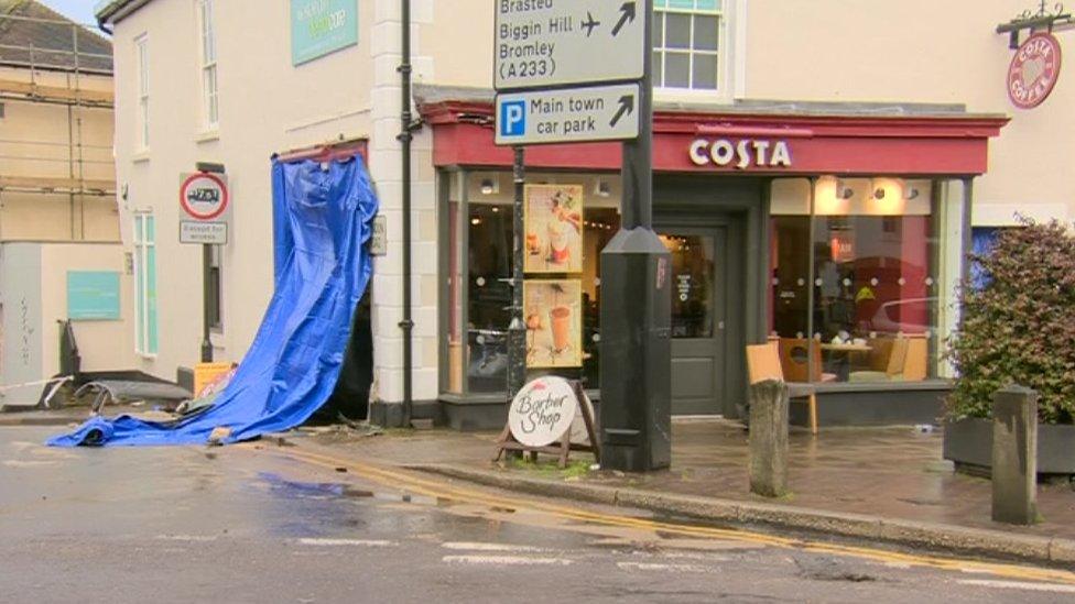 Costa Coffee crash: One dead, five hurt, as car hits Kent cafe - BBC News