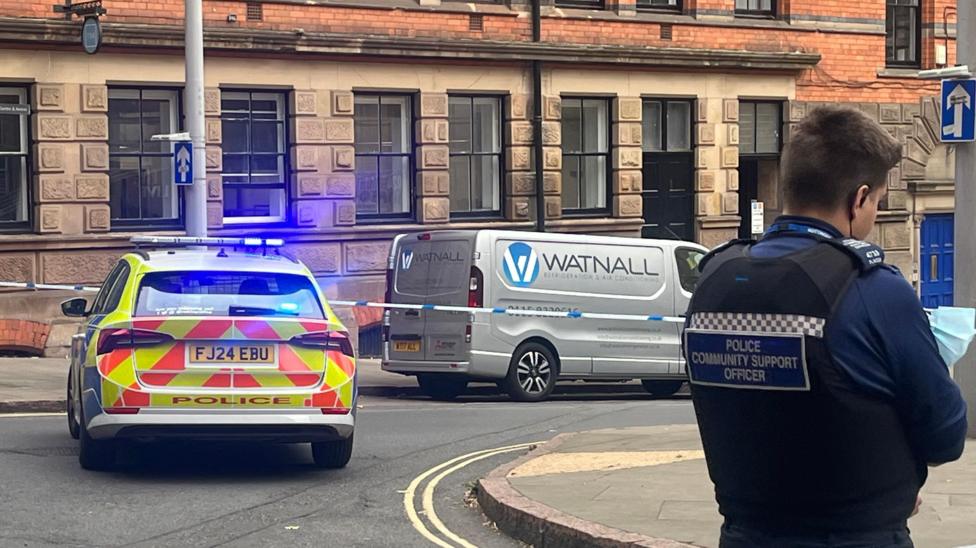 Nottingham: 'Bad batch' drug fears after four taken to hospital - BBC News