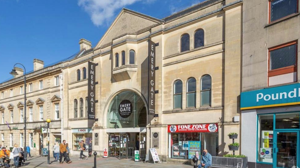 Chippenham Emery Gate revamp project is approved - BBC News