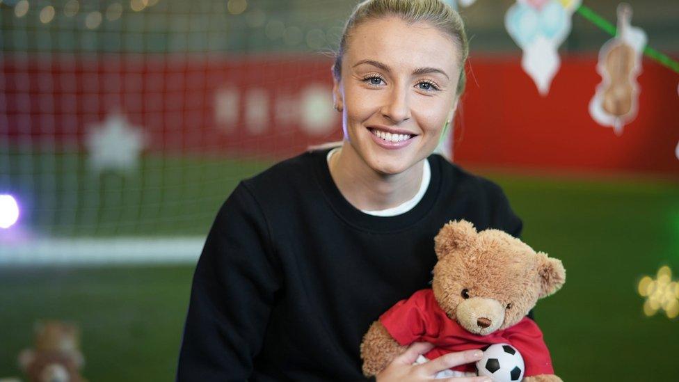 Lioness Leah Williamson to read Cbeebies bedtime story - BBC Newsround
