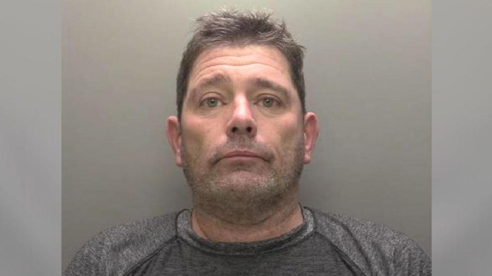 Woman catches Howden stalker with SmartWater spray - BBC News