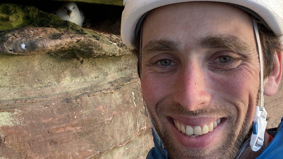 Climbers scale 'biggest adventure' in UK climbing - BBC News