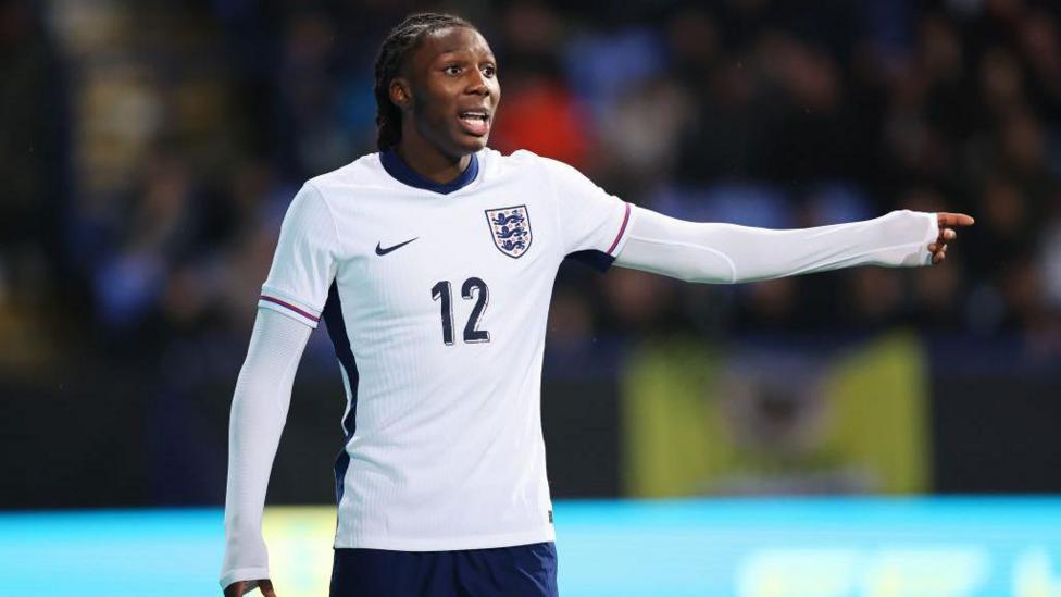 Arsenal transfer news: Genoa set to sign right-back Norton Cuffy - BBC ...