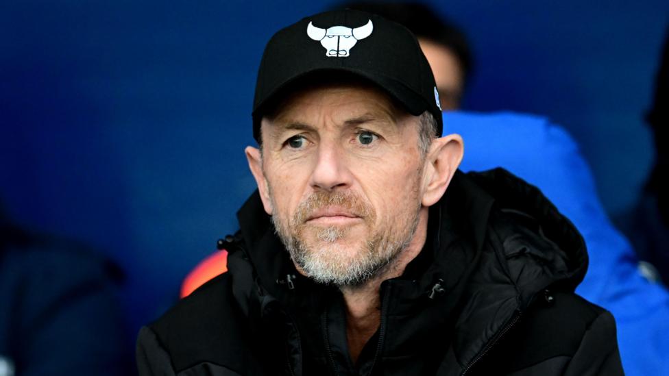 Oxford United: Gary Rowett wants to be 'aggressive' in transfer window ...