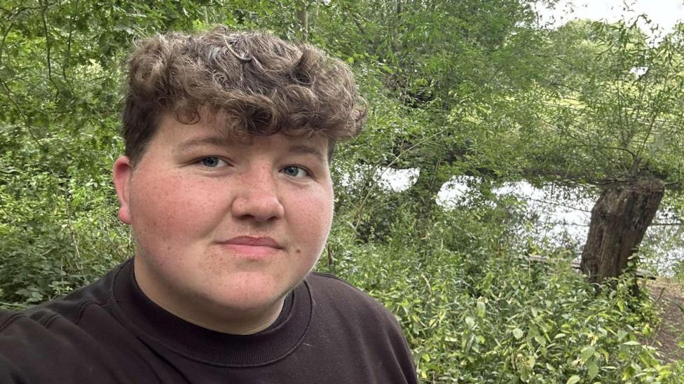 Working class students divided on civil service summer internship ...