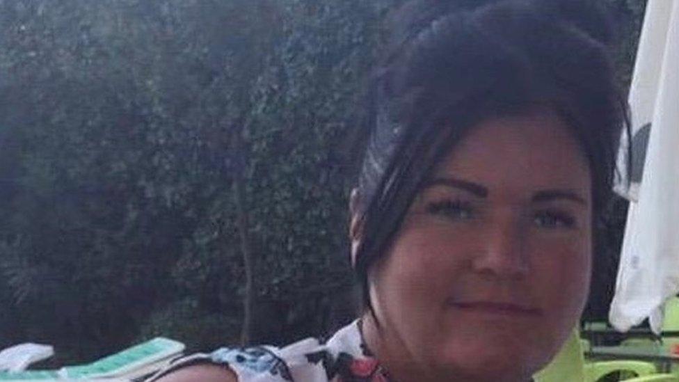 Coronavirus: Nurse who beat Covid-19 thanks NHS colleagues - BBC News