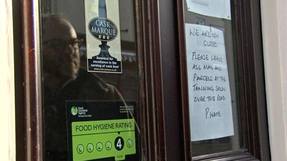 Howden a 'ghost town' as HSBC pulls out - BBC News