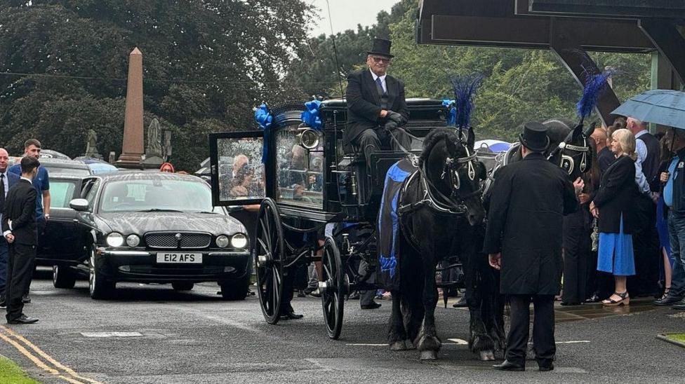 Funeral held for British teenager Jay Slater - BBC News