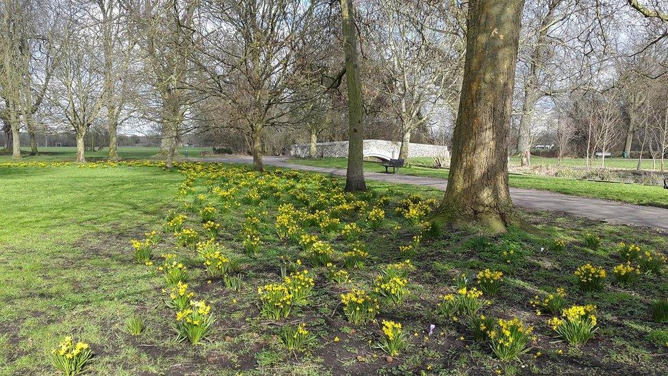 Meteorological v Astronomical - BBC Weather