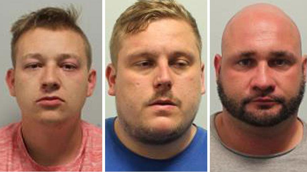 Three Slough men convicted over gun smuggling plot - BBC News