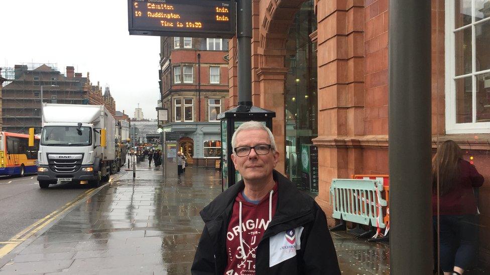 Nottingham badge scheme to help disabled passengers - BBC News