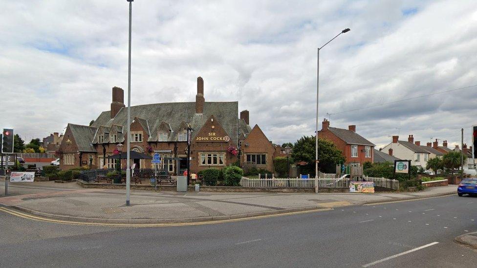 Mansfield: Arrest after man suffers serious head injury - BBC News