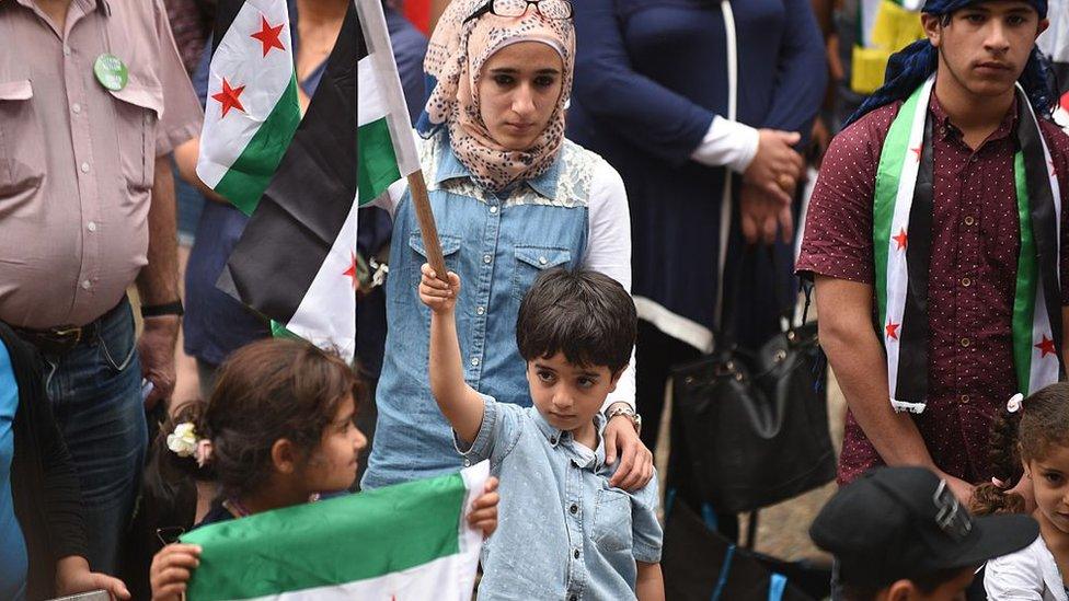 The sisters offering help with jobs to Syrian refugees - BBC News