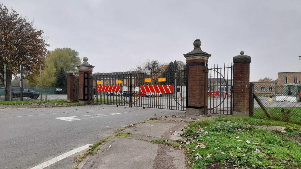 Home Office sells home of Red Arrows RAF Scampton on open market - BBC News