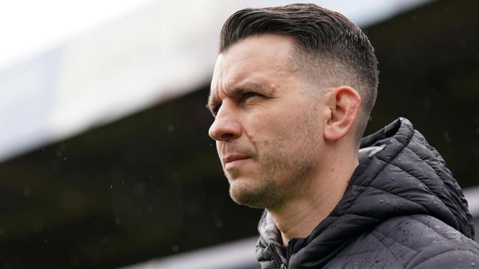 Matt Bloomfield: Luton Town boss has 'absolute belief' in team's quality - BBC Sport