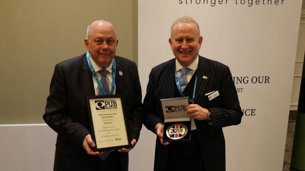 National Pubwatch award for Reading man's 20 years of service - BBC News