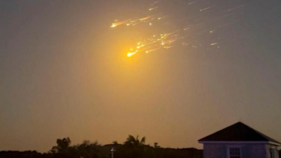 Elon Musk says first SpaceX mission to Mars will launch next year - BBC ...