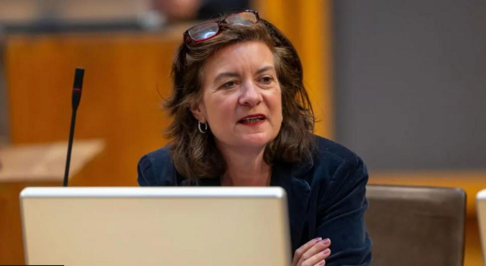 Eluned Morgan set to be next First Minster of Wales - BBC Newsround