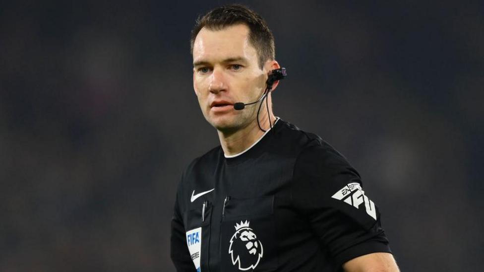 Club World Cup: Referees to wear bodycams - BBC Sport