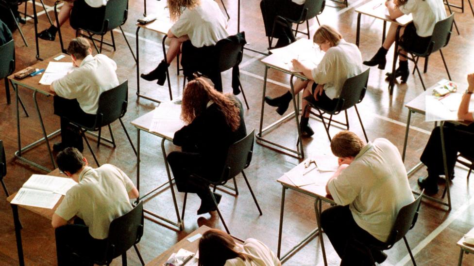 Exam season: 'For students, doing their best is good enough' - BBC News