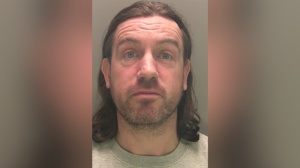 Spalding man jailed for sexually abusing two children - BBC News