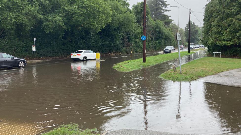 Flooding across East of England leads to police driving warning - BBC News