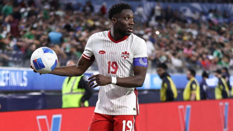 Alphonso Davies injury: Bayern Munich accuse Canada Soccer of ...