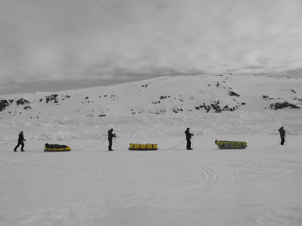 The quest to conquer the other North Pole - BBC News