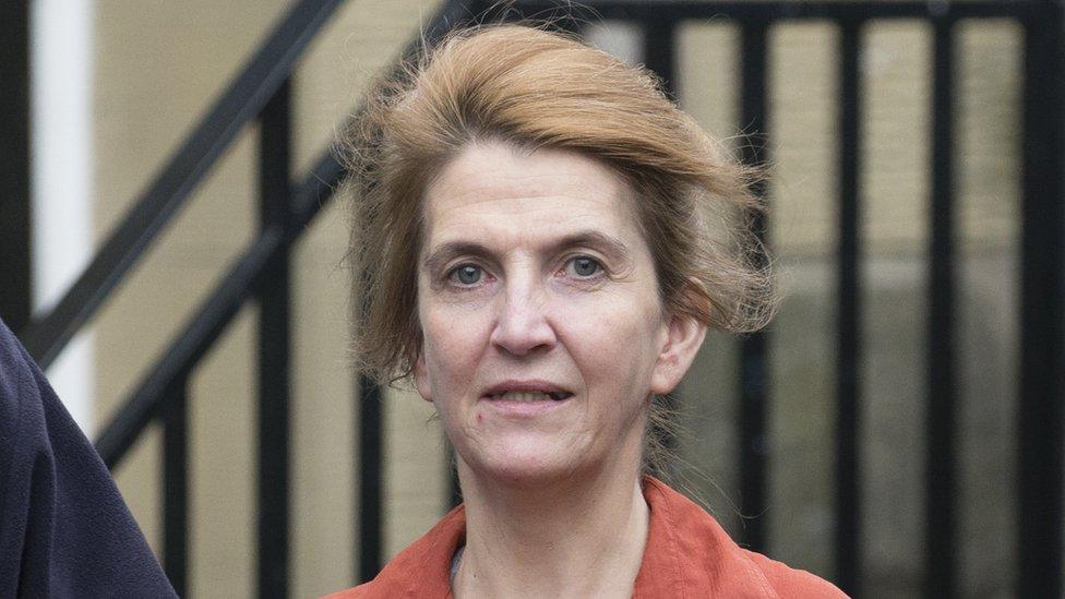 Woman who claimed to be millionaire's sister jailed - BBC News