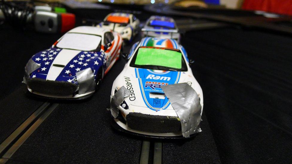 Essex teenager wins Scalextric world championship title - BBC News
