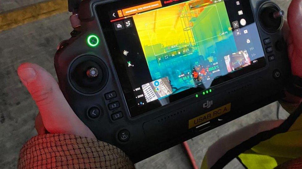 Firefighters tackling lithium battery blaze at Essex warehouse - BBC News