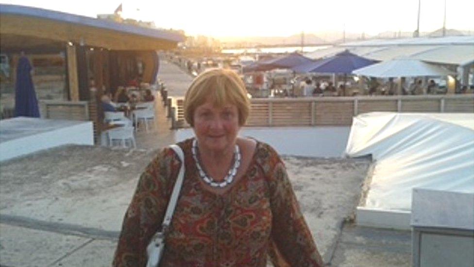 Grandmother crash death in Midlothian 'great shock' - BBC News