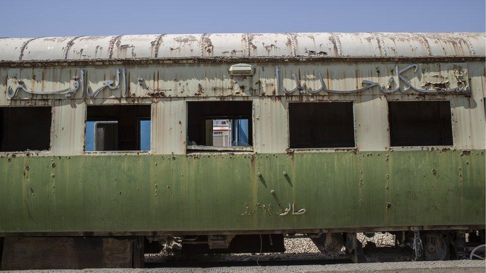 In pictures: The crown jewel of Iraq's railway - BBC News