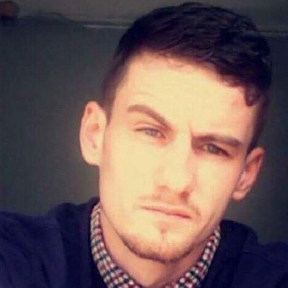 Jordan Hill stabbing: Two charged with Sheffield murder - BBC News