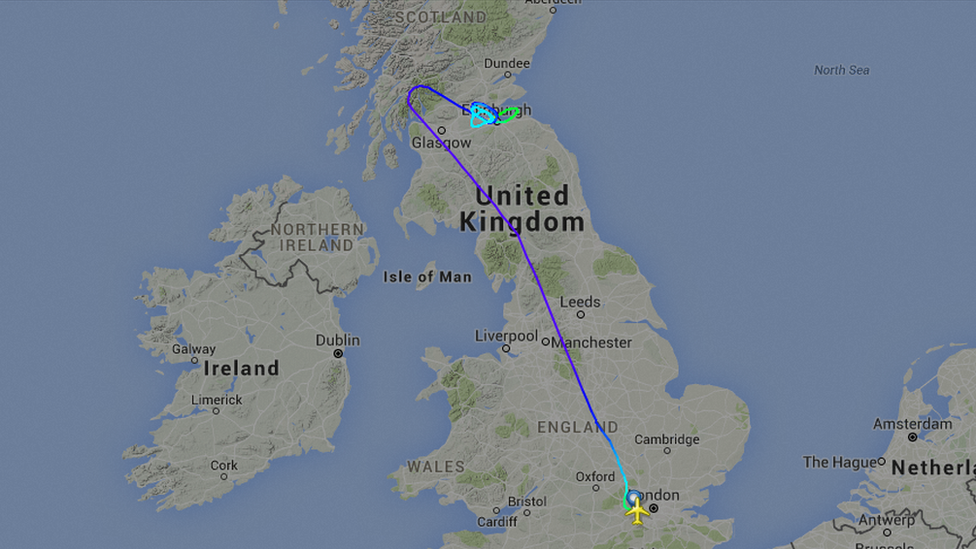 Plane makes second emergency landing at Edinburgh Airport - BBC News