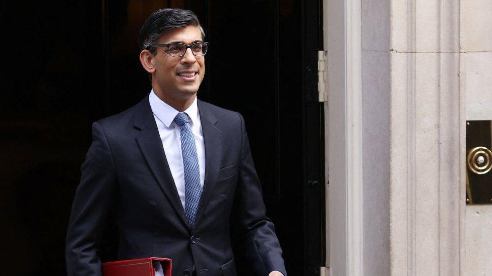 Rishi Sunak: Why is the Prime Minister being investigated? - BBC Newsround