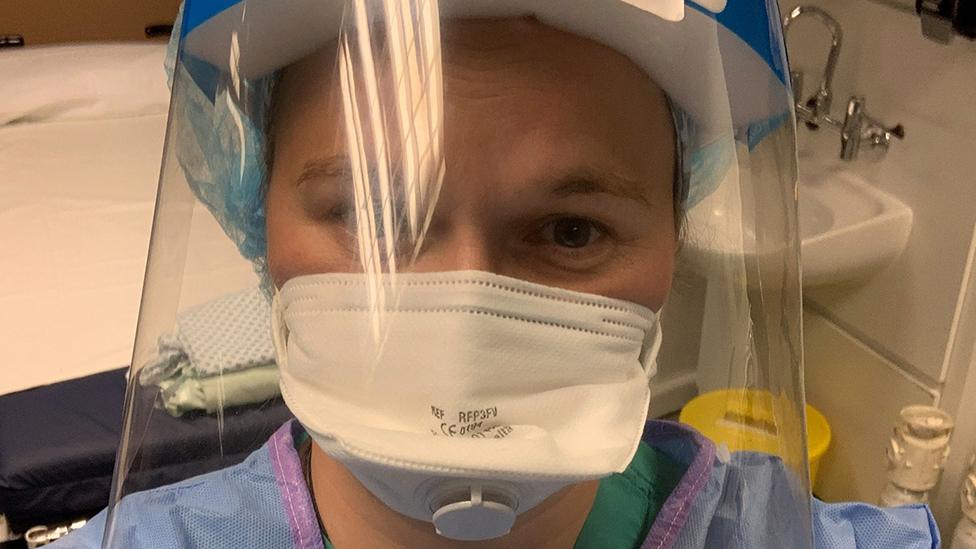 Covid-19: York hospital doctor says staff 'are sinking' - BBC News