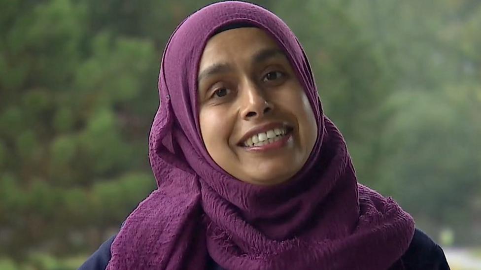 Lewsey Farm gym and pool closed over 'public safety issue' - BBC News