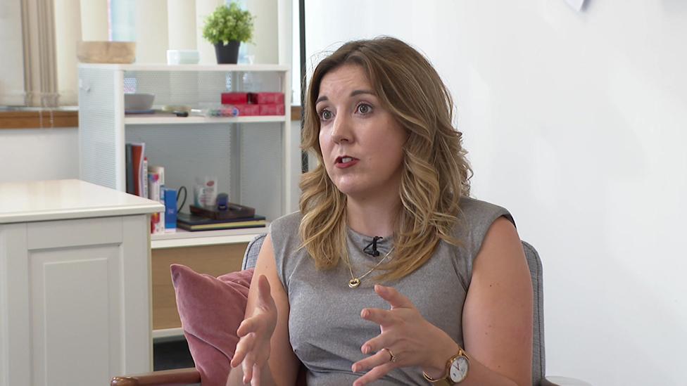 Modern slavery victim speaks of exploitation by job agency - BBC News