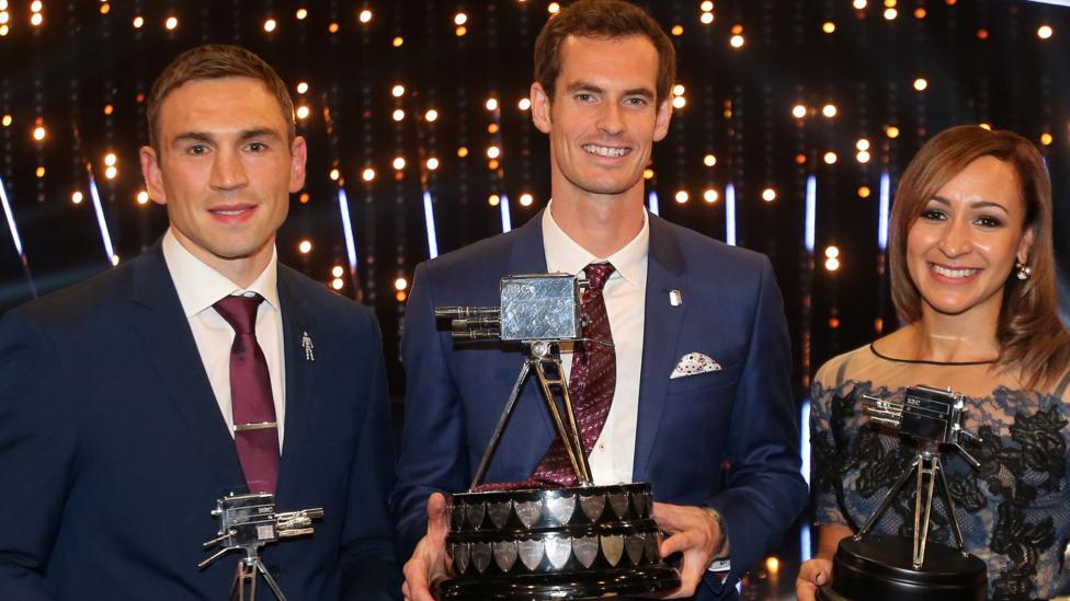 Murray helps to raise £83,000 for Unicef through Andy's Aces - BBC News