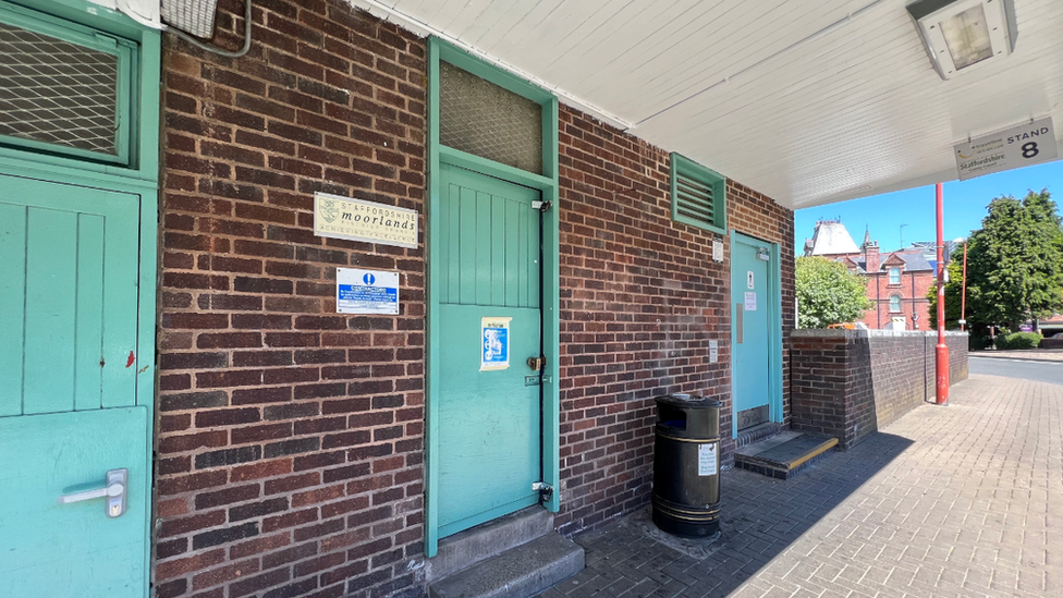 Vandalised Leek public toilets to reopen - BBC News