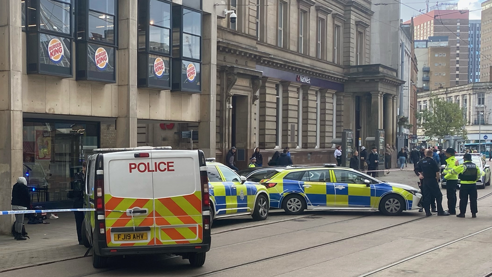 Nottingham: Man collapses near city centre Christmas market - BBC News