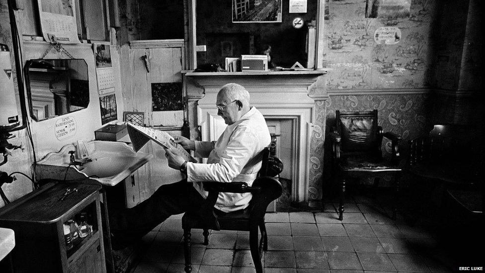 Eric Luke on 43 years of photojournalism - BBC News