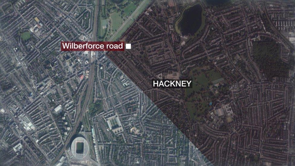Finsbury Park toddler death: Man arrested over murder - BBC News