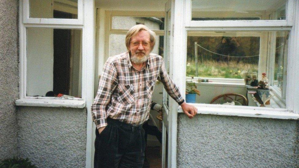 Lost songs of St Kilda brought back to life - BBC News