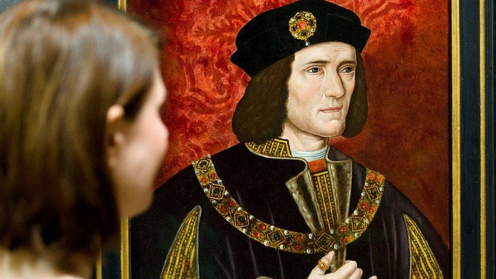 'Odd' Richard III portrait 'coming home' to Leicester - BBC News